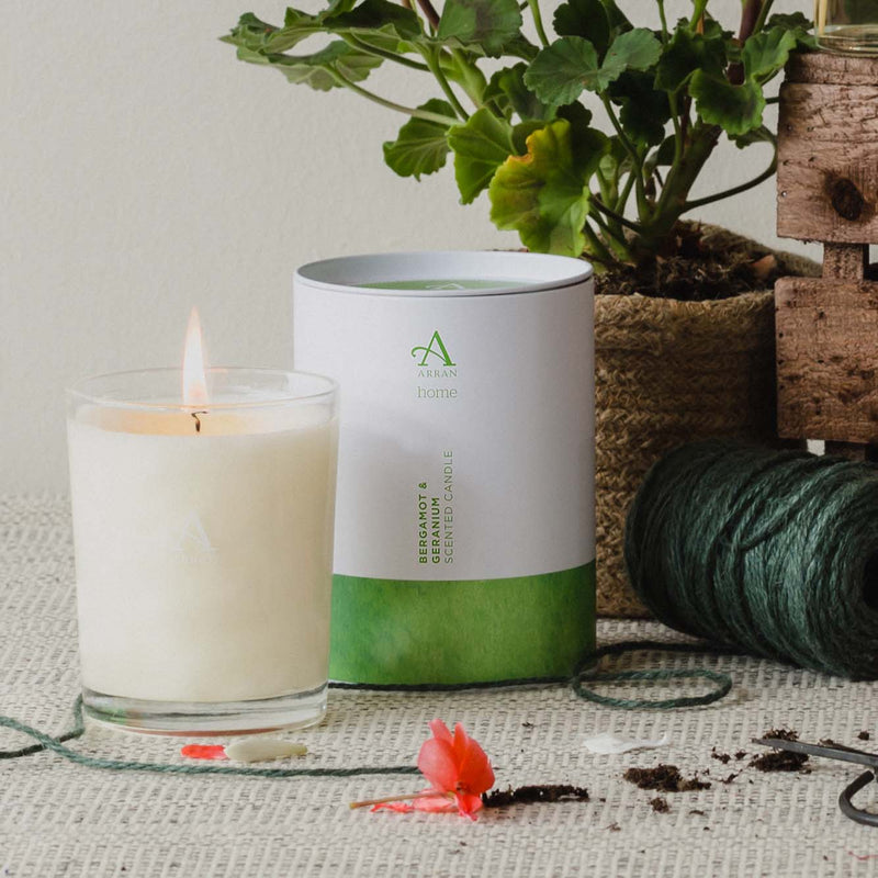 Bergamot & Geranium Scented Candle | 35cl | Made in Scotland – ARRAN ...